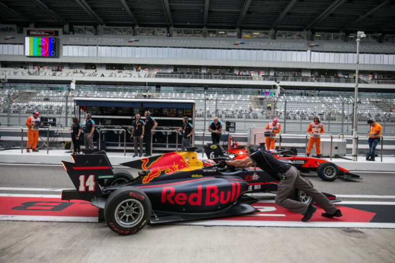 2019 Gallery - Yuki Tsunoda - 角田裕毅 ｜ F1 driver Yuki Tsunoda Official Site